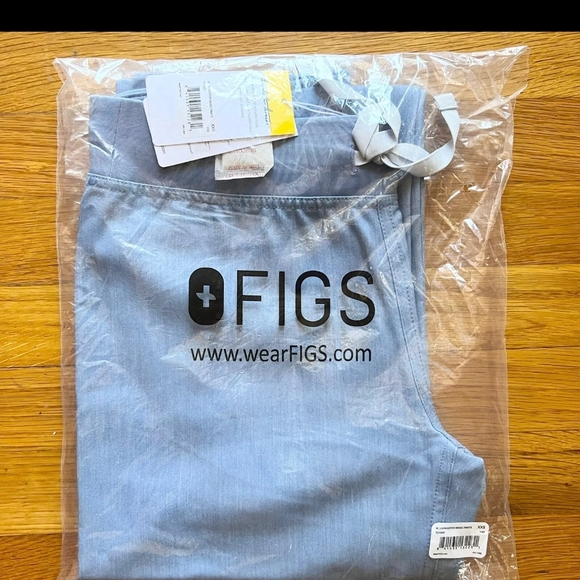 Figs | Pants & Jumpsuits | Figs Livingston Light Blue Scrub Pants Nwt ...